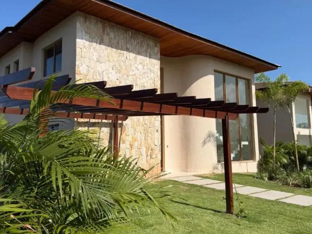 Casa / Sobrado em Condomínio para Venda em Mata de São João/BA Praia do Forte 8 Quartos