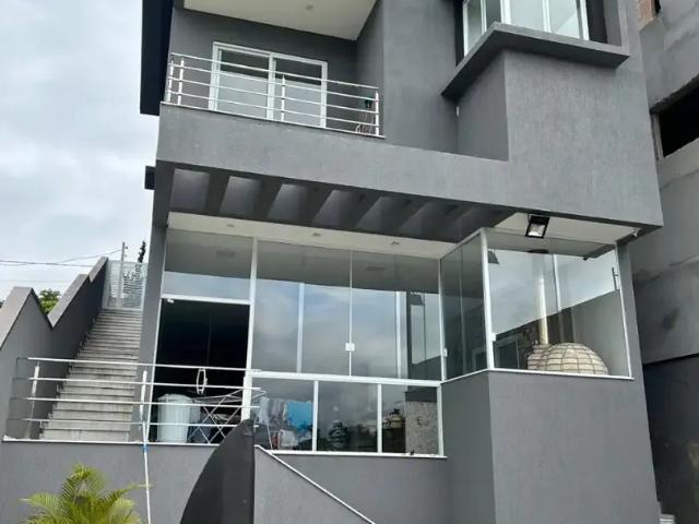 Casa / Sobrado em Condomínio para Venda em Mogi das Cruzes/SP Aruã 4 Quartos