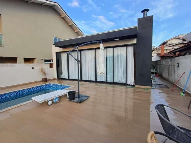 Casa / Sobrado em Condomínio para Venda em Mogi das Cruzes/SP Aruã 3 Quartos