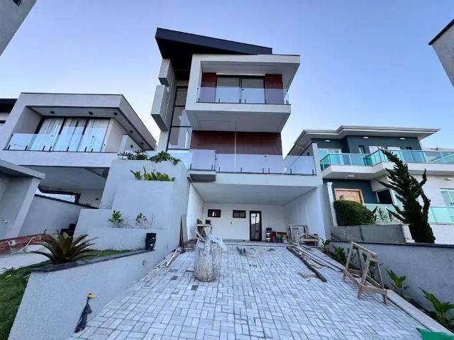 Casa / Sobrado em Condomínio para Venda em Mogi das Cruzes/SP Aruã 3 Quartos