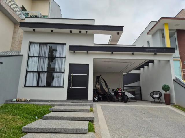 Casa / Sobrado em Condomínio para Locação em Mogi das Cruzes/SP Aruã 3 Quartos