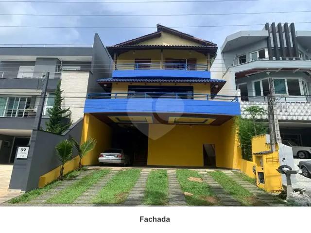 Casa / Sobrado em Condomínio para Venda em Mogi das Cruzes/SP Aruã 4 Quartos