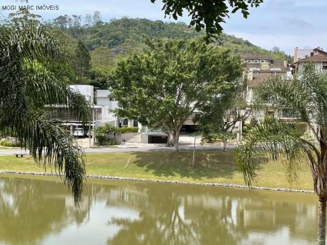 Casa / Sobrado em Condomínio para Venda em Mogi das Cruzes/SP Real Park 3 Quartos
