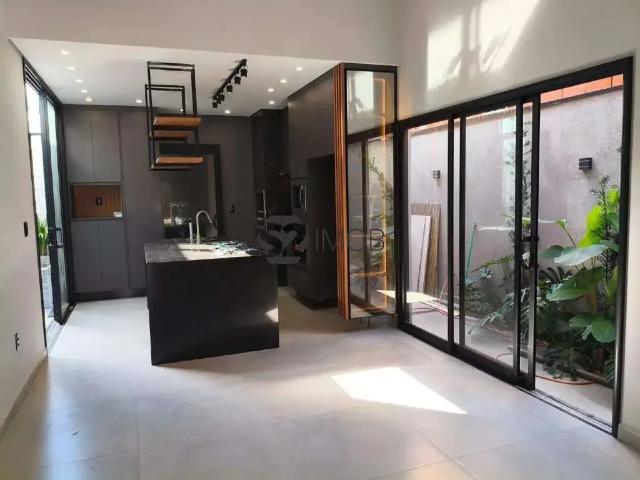 Casa / Sobrado em Condomínio para Venda em Mogi Mirim/SP Morro Vermelho 3 Quartos