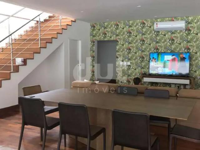 Casa / Sobrado em Condomínio para Venda em Mogi Mirim/SP Parque da Imprensa 4 Quartos