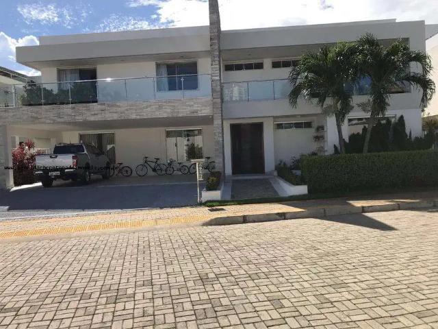 Casa / Sobrado em Condomínio para Venda em Natal/RN Candelária 4 Quartos