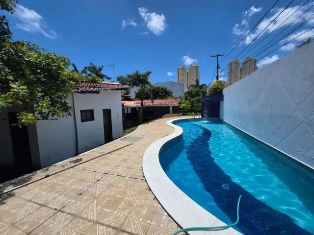 Casa / Sobrado em Condomínio para Venda em Natal/RN Candelária 4 Quartos