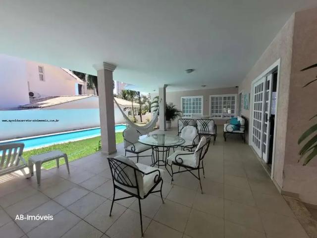 Casa / Sobrado em Condomínio para Venda em Natal/RN Candelária 5 Quartos