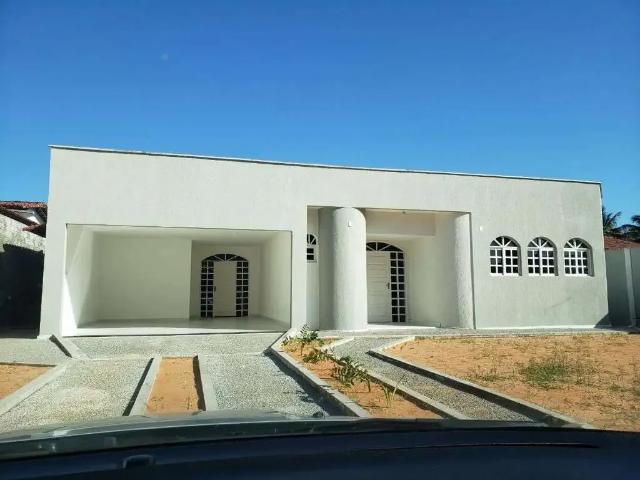 Casa / Sobrado em Condomínio para Venda em Natal/RN Candelária 5 Quartos