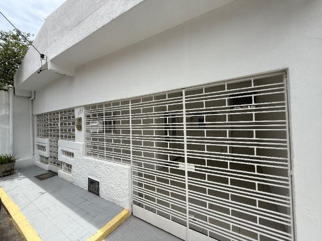 Casa / Sobrado em Condomínio para Venda em Natal/RN Barro Vermelho 2 Quartos