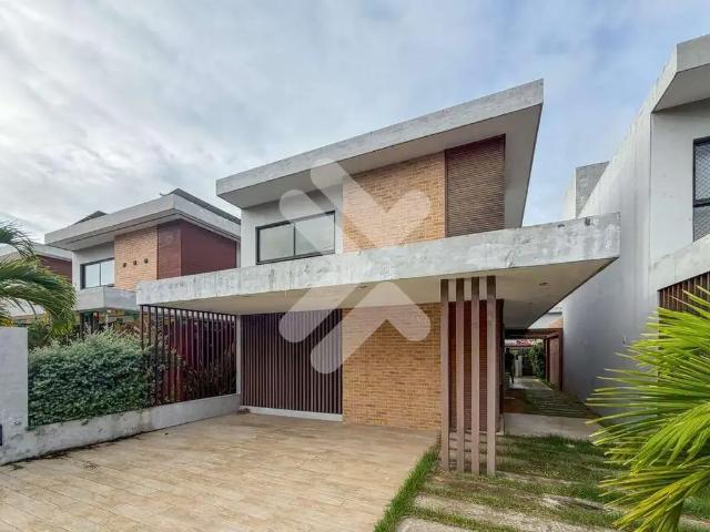 Casa / Sobrado em Condomínio para Venda em Natal/RN Ponta Negra 3 Quartos