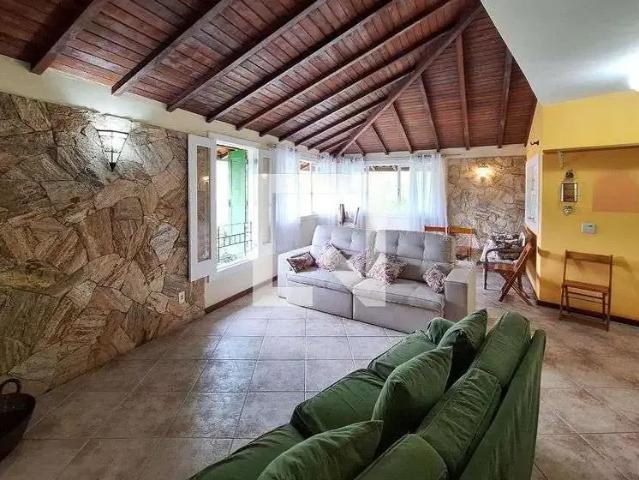Casa / Sobrado em Condomínio para Venda em Niterói/RJ Vila Progresso 5 Quartos