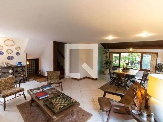 Casa / Sobrado em Condomínio para Venda em Niterói/RJ Vila Progresso 3 Quartos