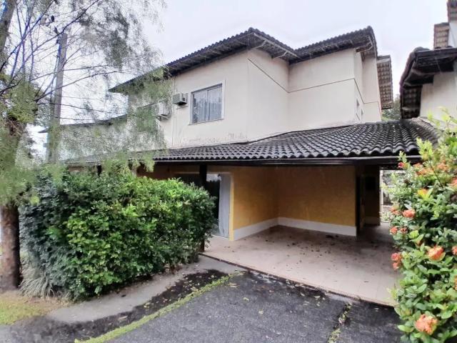 Casa / Sobrado em Condomínio para Venda em Niterói/RJ Badu 3 Quartos