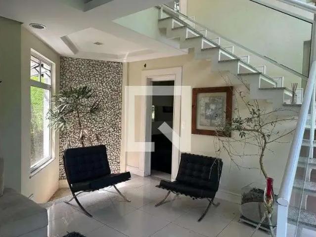 Casa / Sobrado em Condomínio para Venda em Niterói/RJ Badu 3 Quartos