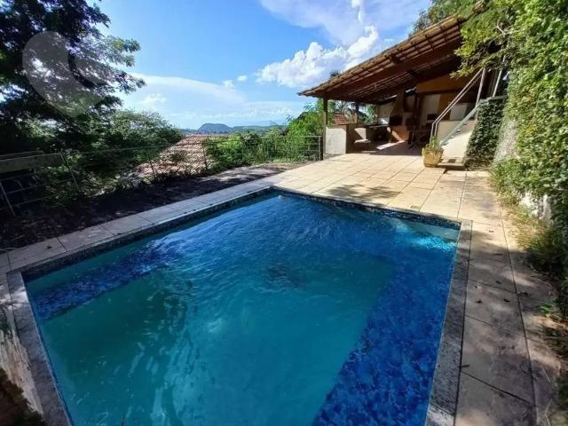 Casa / Sobrado em Condomínio para Venda em Niterói/RJ Badu 3 Quartos
