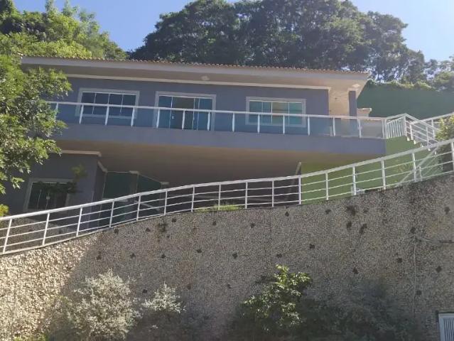 Casa / Sobrado em Condomínio para Venda em Niterói/RJ Badu 4 Quartos