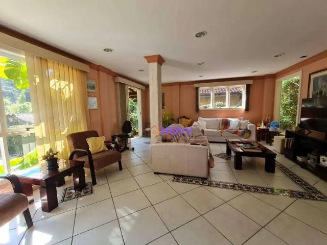 Casa / Sobrado em Condomínio para Venda em Niterói/RJ Badu 4 Quartos