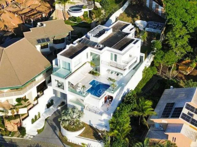 Casa / Sobrado em Condomínio para Venda em Niterói/RJ Charitas 4 Quartos
