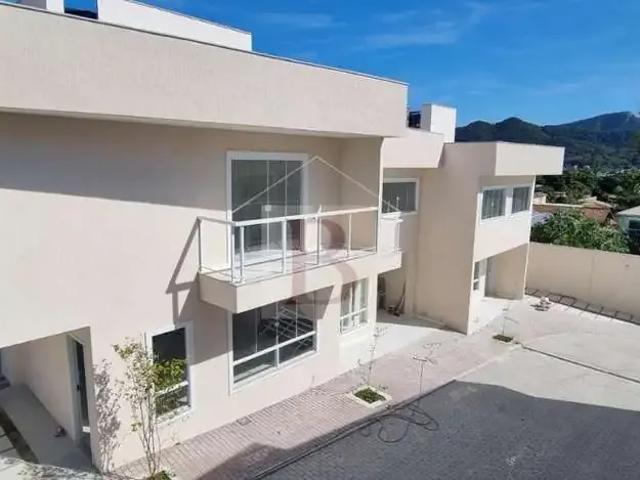 Casa / Sobrado em Condomínio para Venda em Niterói/RJ Engenho do Mato 3 Quartos