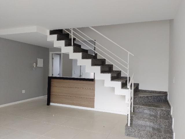 Casa / Sobrado em Condomínio para Venda em Niterói/RJ Engenho do Mato 2 Quartos