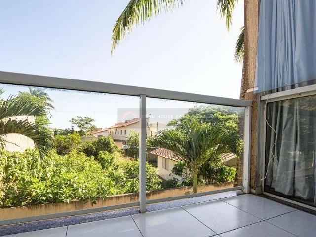 Casa / Sobrado em Condomínio para Venda em Niterói/RJ Engenho do Mato 2 Quartos