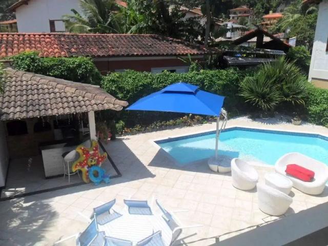 Casa / Sobrado em Condomínio para Venda em Niterói/RJ Itacoatiara 4 Quartos