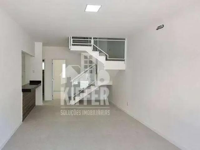 Casa / Sobrado em Condomínio para Venda em Niterói/RJ Itaipu 3 Quartos