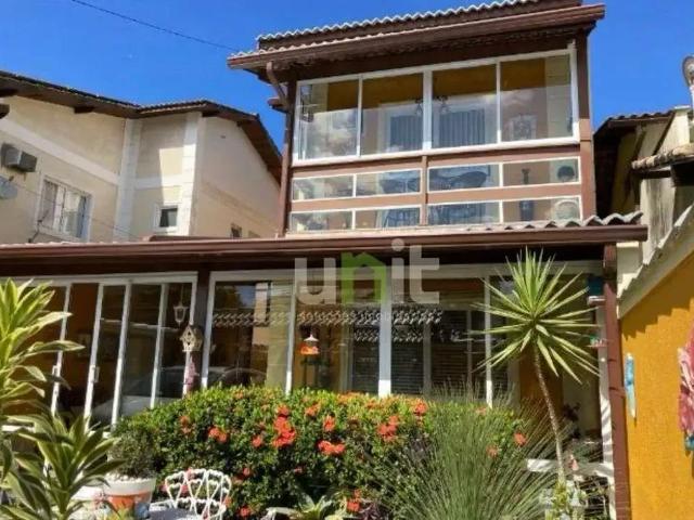 Casa / Sobrado em Condomínio para Venda em Niterói/RJ Itaipu 3 Quartos