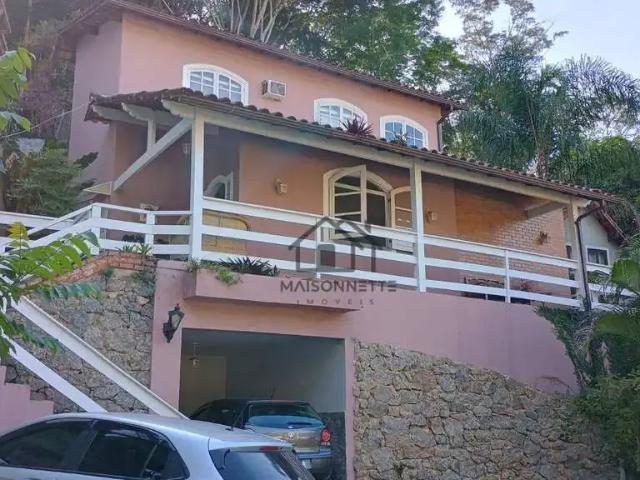 Casa / Sobrado em Condomínio para Venda em Niterói/RJ Itaipu 3 Quartos