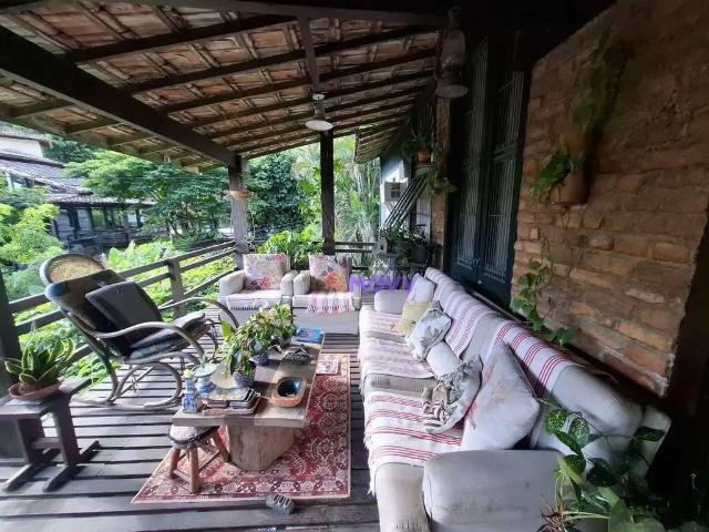 Casa / Sobrado em Condomínio para Venda em Niterói/RJ Itaipu 3 Quartos