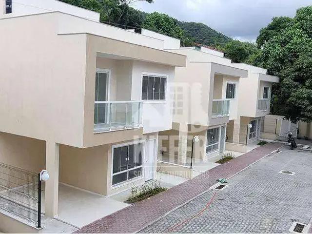 Casa / Sobrado em Condomínio para Venda em Niterói/RJ Itaipu 3 Quartos