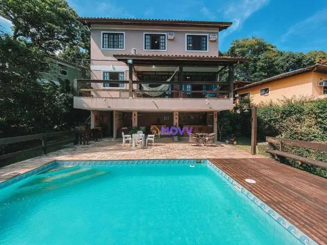 Casa / Sobrado em Condomínio para Venda em Niterói/RJ Itaipu 3 Quartos