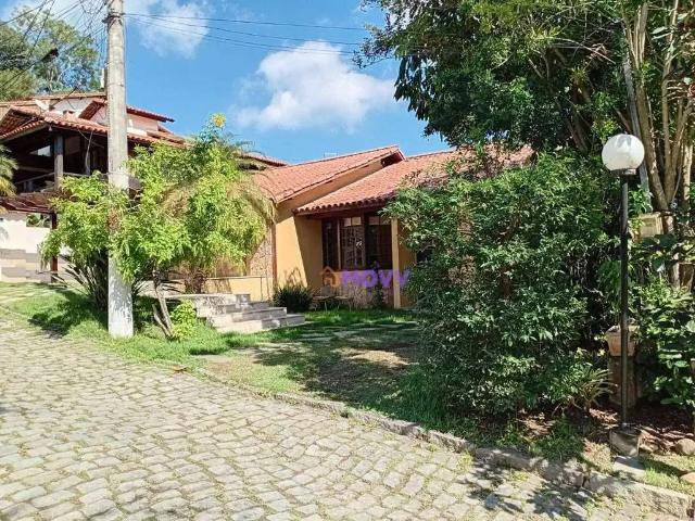 Casa / Sobrado em Condomínio para Venda em Niterói/RJ Itaipu 4 Quartos