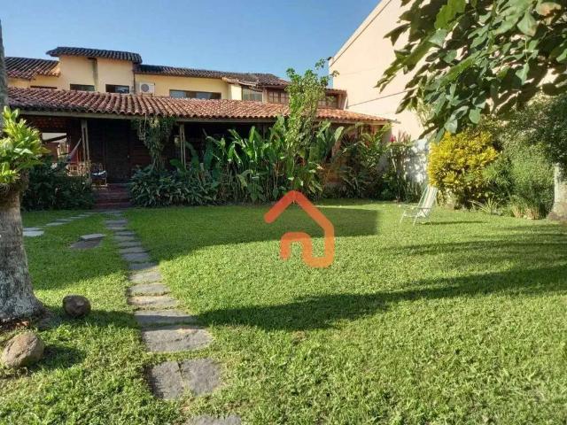 Casa / Sobrado em Condomínio para Venda em Niterói/RJ Itaipu 4 Quartos