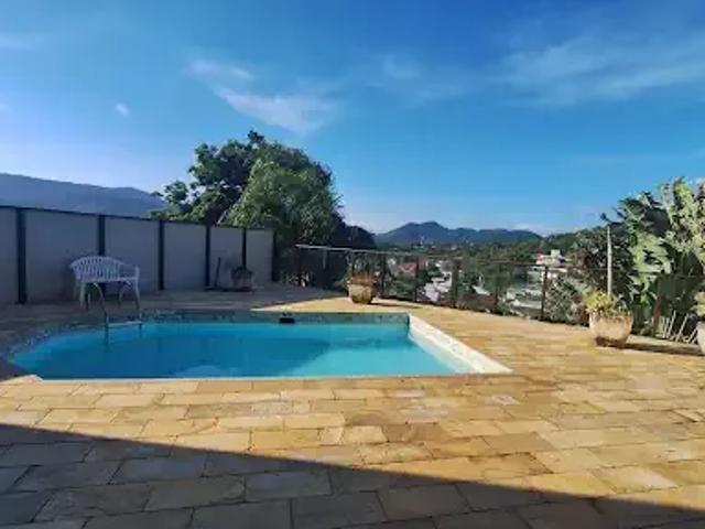 Casa / Sobrado em Condomínio para Venda em Niterói/RJ Itaipu 5 Quartos