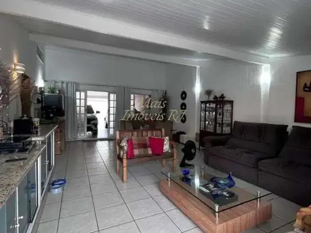 Casa / Sobrado em Condomínio para Venda em Niterói/RJ Itaipu 5 Quartos