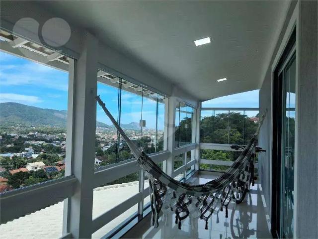 Casa / Sobrado em Condomínio para Venda em Niterói/RJ Itaipu 5 Quartos