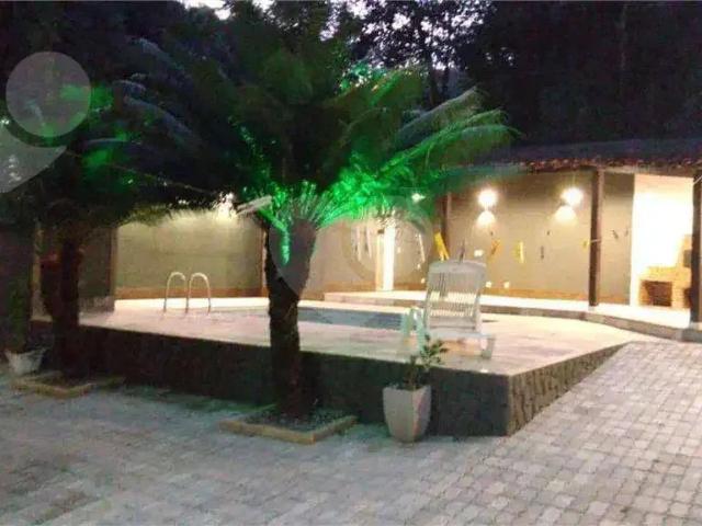 Casa / Sobrado em Condomínio para Venda em Niterói/RJ Itaipu 5 Quartos