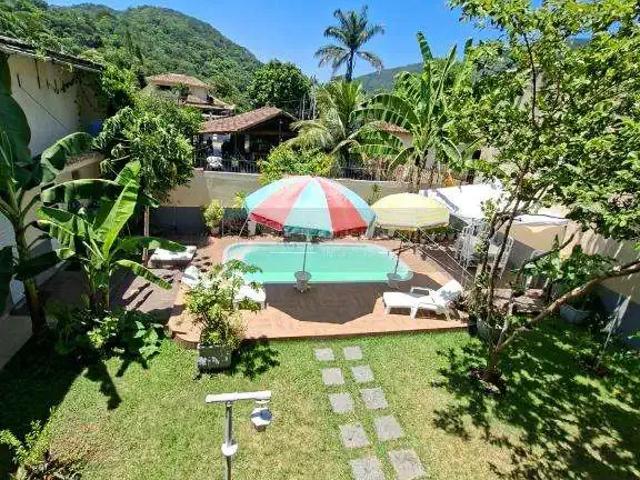 Casa / Sobrado em Condomínio para Venda em Niterói/RJ Itaipu 6 Quartos