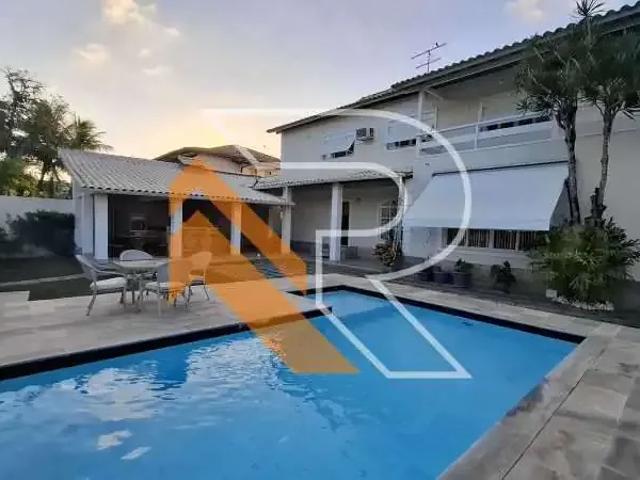 Casa / Sobrado em Condomínio para Venda em Niterói/RJ Itaipu 6 Quartos