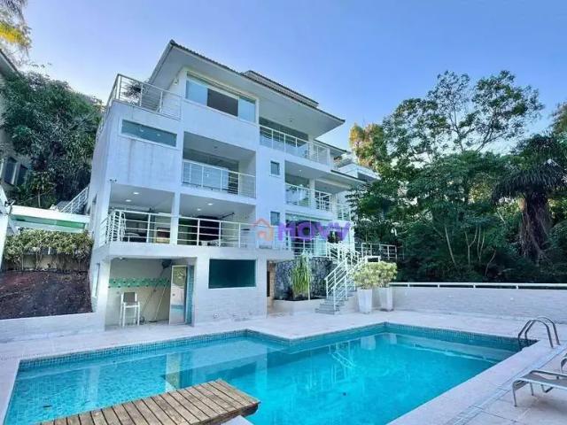 Casa / Sobrado em Condomínio para Venda em Niterói/RJ Maceió 5 Quartos