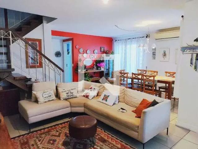 Casa / Sobrado em Condomínio para Venda em Niterói/RJ Maria Paula 4 Quartos