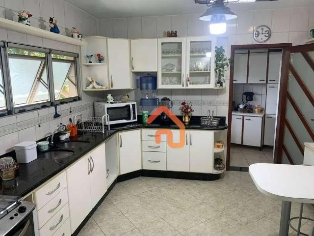 Casa / Sobrado em Condomínio para Venda em Niterói/RJ Maria Paula 4 Quartos