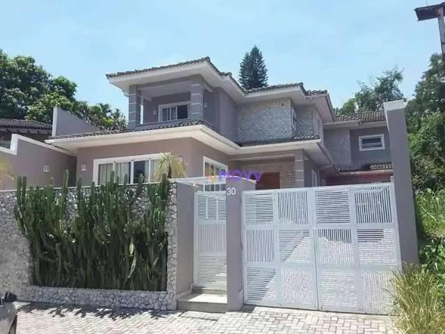 Casa / Sobrado em Condomínio para Venda em Niterói/RJ Maria Paula 6 Quartos