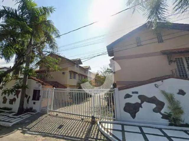 Casa / Sobrado em Condomínio para Venda em Niterói/RJ Maria Paula 3 Quartos