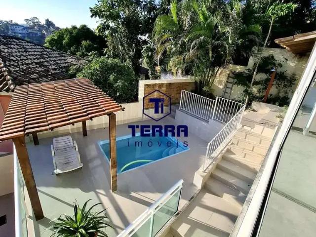 Casa / Sobrado em Condomínio para Venda em Niterói/RJ Maria Paula 3 Quartos