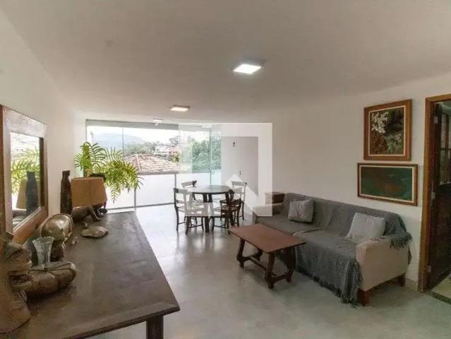 Casa / Sobrado em Condomínio para Venda em Niterói/RJ Maria Paula 3 Quartos