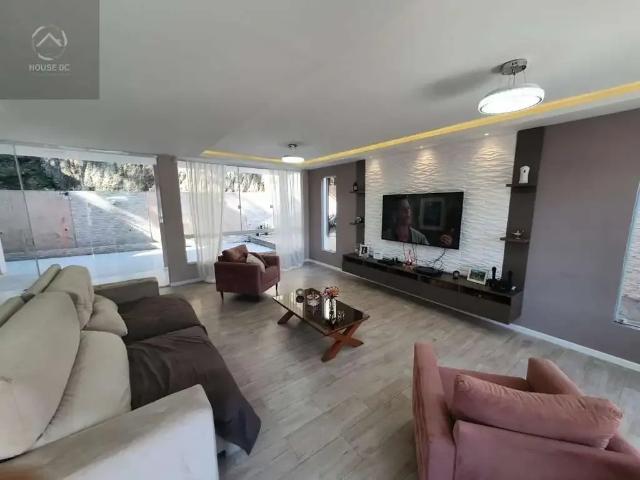 Casa / Sobrado em Condomínio para Venda em Niterói/RJ Maria Paula 3 Quartos