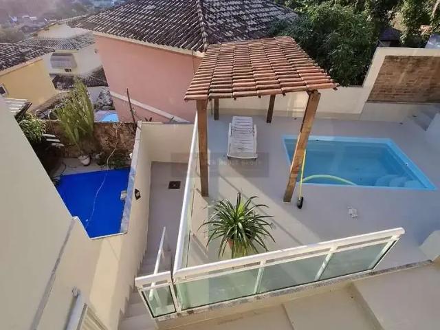 Casa / Sobrado em Condomínio para Venda em Niterói/RJ Maria Paula 3 Quartos